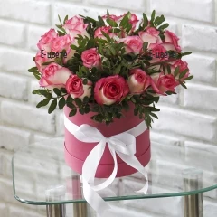 Send flowers to Bulgaria with E-cvete - 21 pink roses in a round box